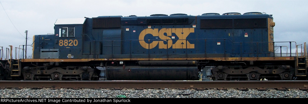 CSX 8820, conductor's side